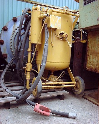 MACHINECO - BLAST CLEANING